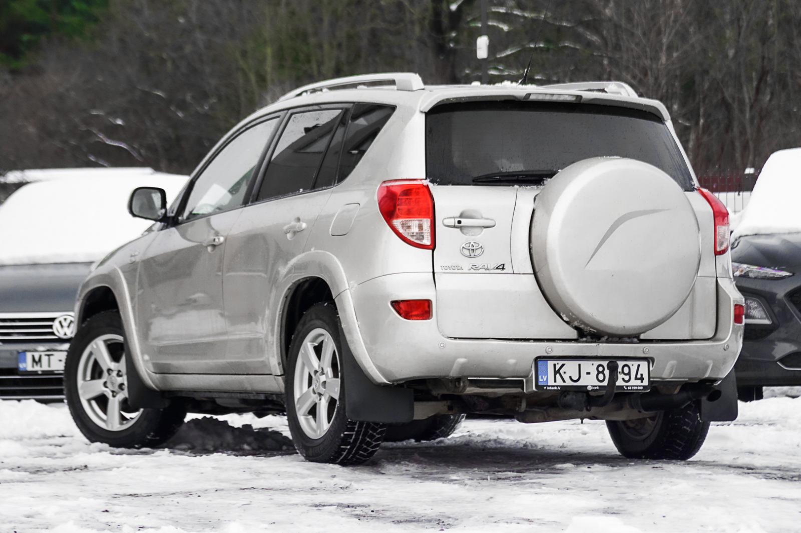 Pārdod Toyota RAV 4 - 2007 gada - Mūsu auto - rockcars.lv