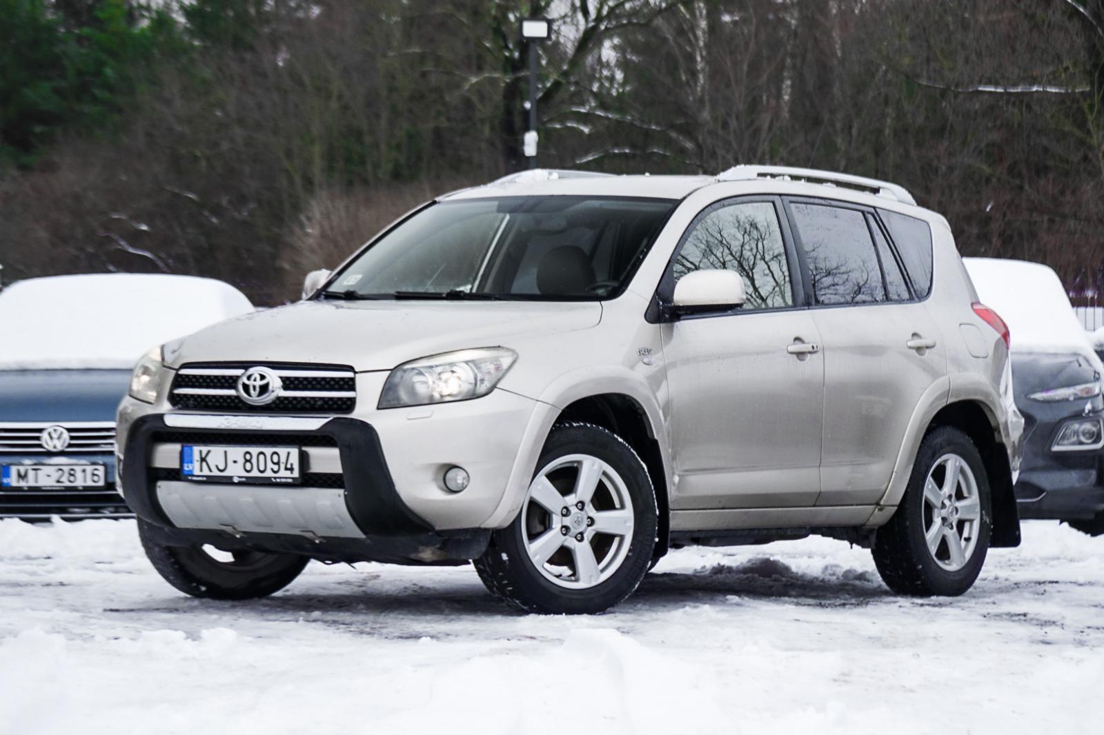 Pārdod Toyota RAV 4 - 2007 gada - Mūsu auto - rockcars.lv