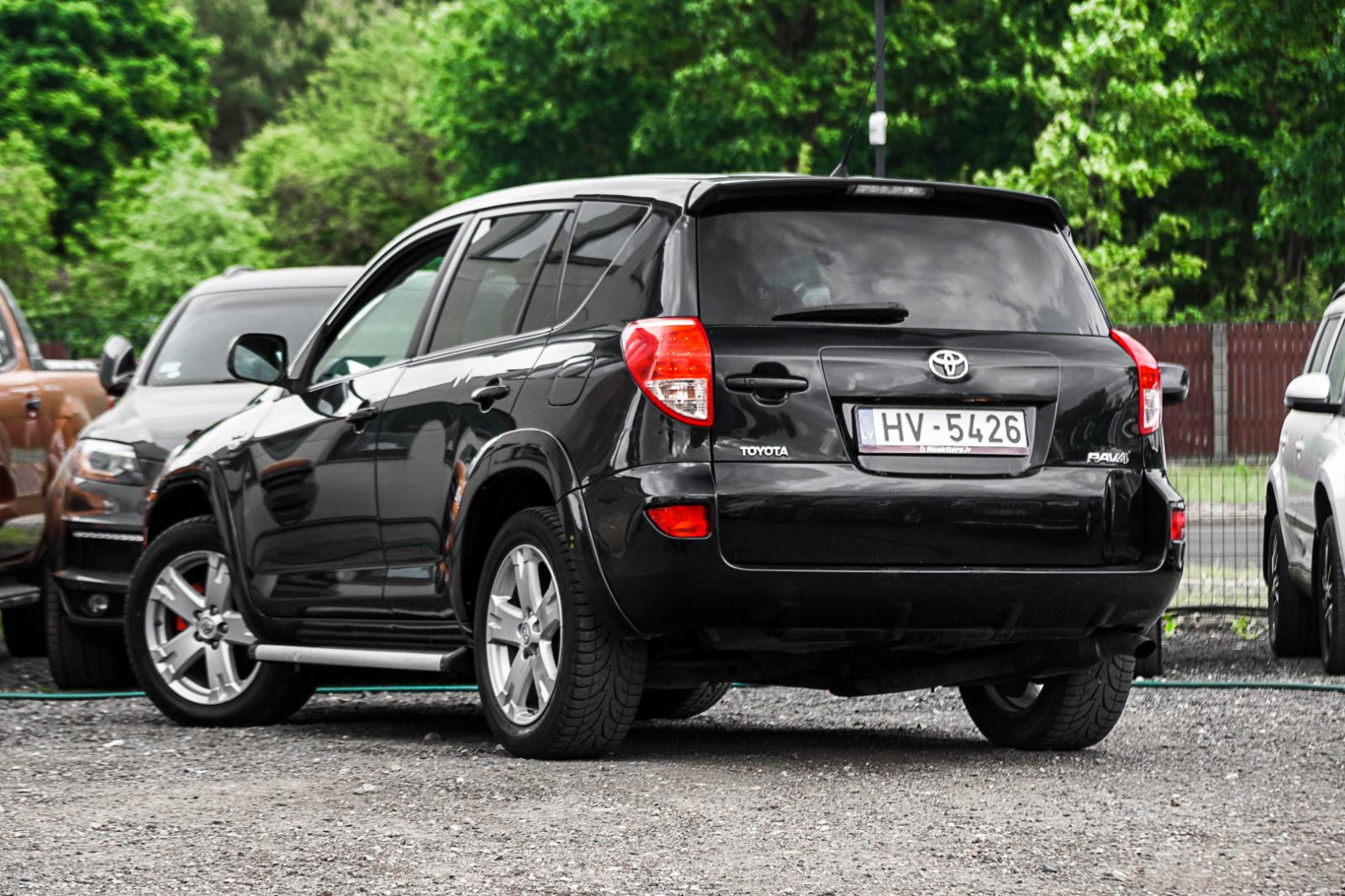 Pārdod Toyota RAV 4 - 2007 gada - Mūsu auto - rockcars.lv