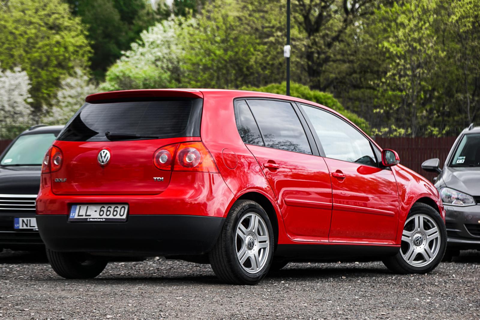 Pārdod Volkswagen Golf 5 - 2005 gada - Mūsu auto - rockcars.lv